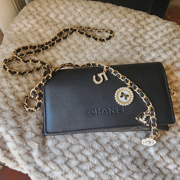 CHANEL | Bags | Chanel Fashion Case With Chain | Poshmark